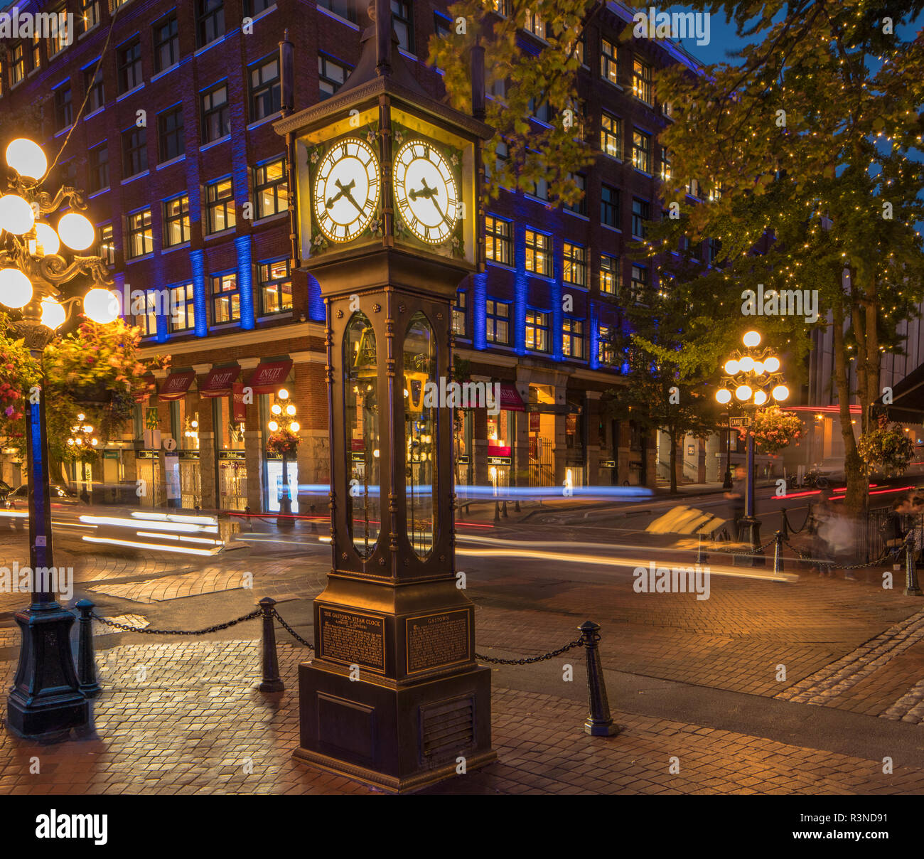 Historic steam powered clock in the Gastown District of Vancouver ...