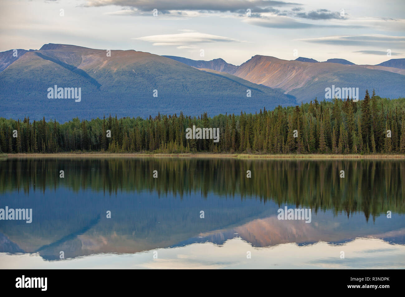 Cassiar mountains hi-res stock photography and images - Alamy