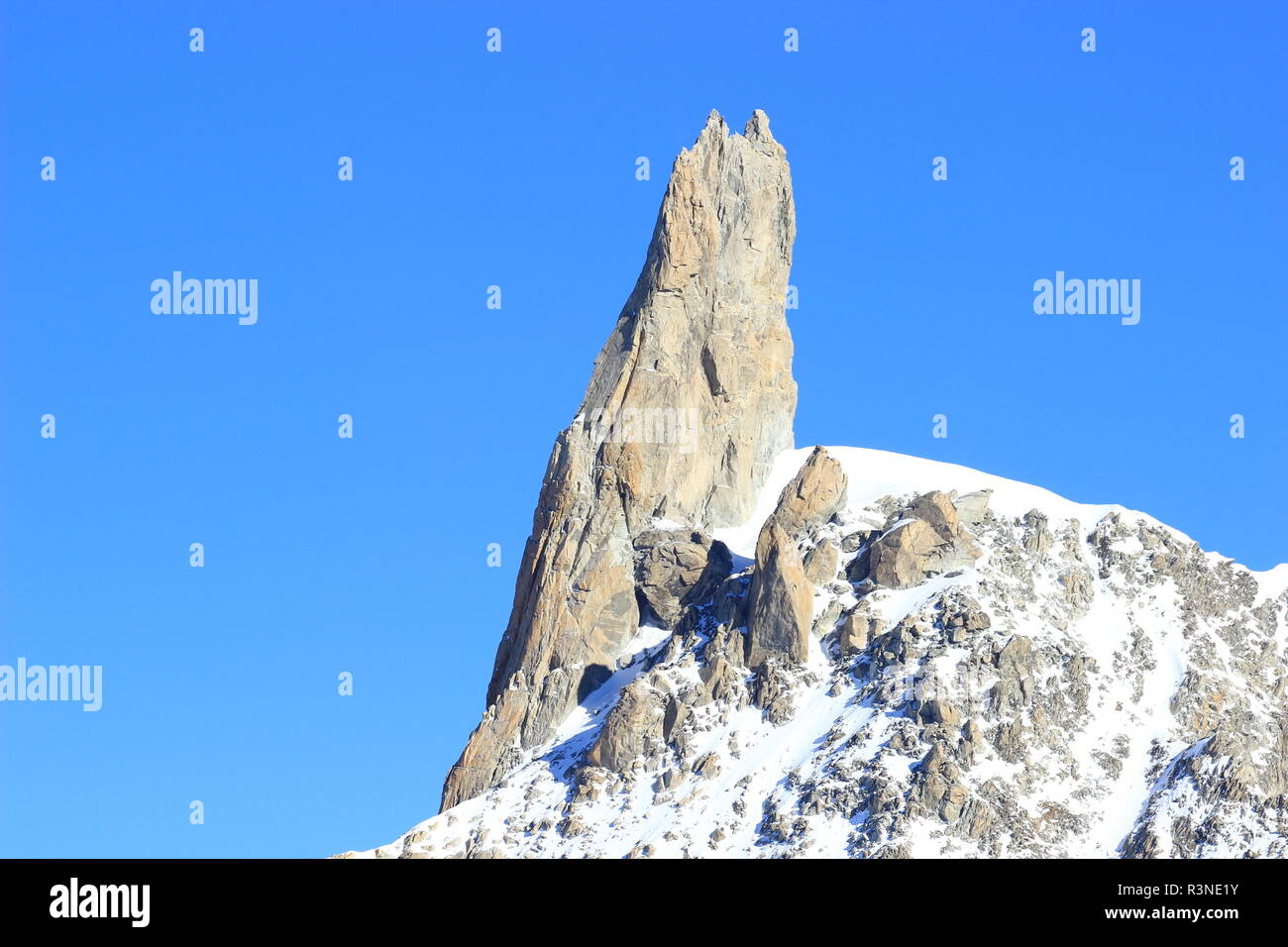 Dente del Gigante, Alpine peak in Mt. Blanc massif Stock Photo - Alamy