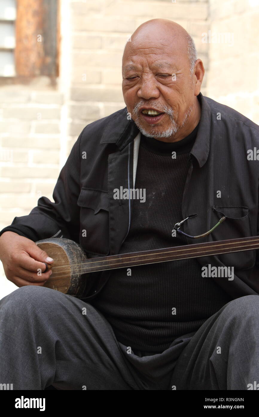 China musiker hi-res stock photography and images - Alamy