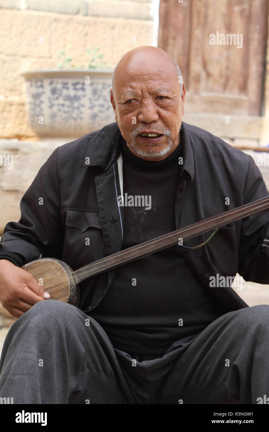 China musiker hi-res stock photography and images - Alamy