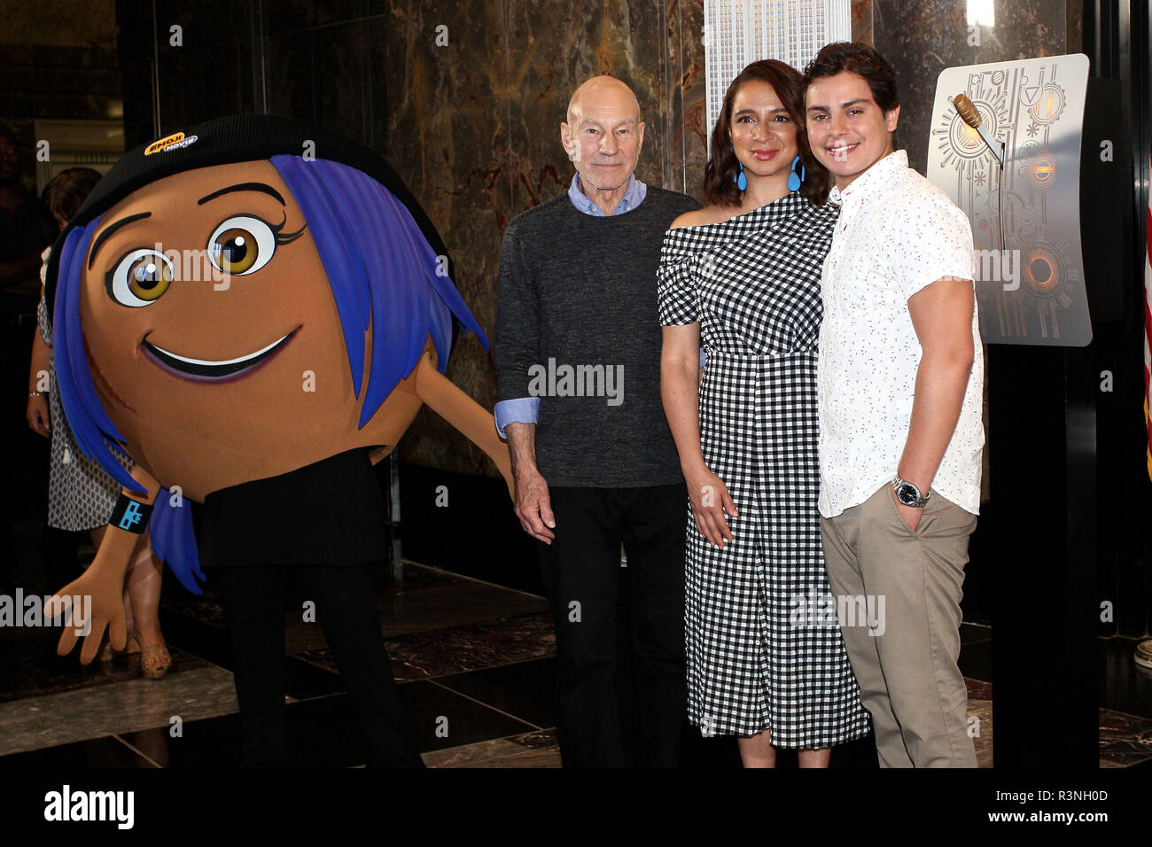 NEW YORK, NY - JULY 17: Sir Patrick Stewart, Maya Rudolph and Jake T ...