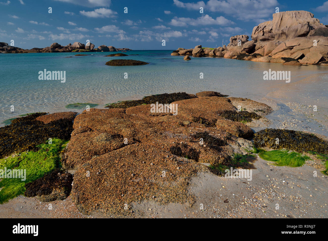 Beach between Rabbit Island and Round Island near Tregastel, Cotes d ...