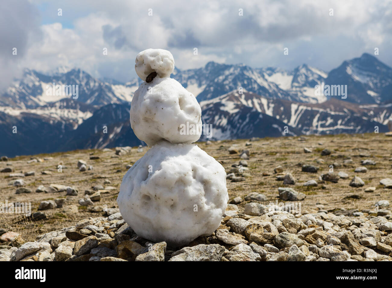 Melted snowman hi-res stock photography and images - Alamy