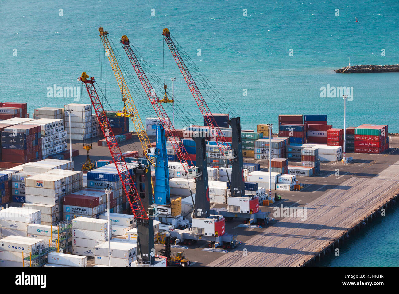 Bluff port new zealand hi-res stock photography and images - Alamy