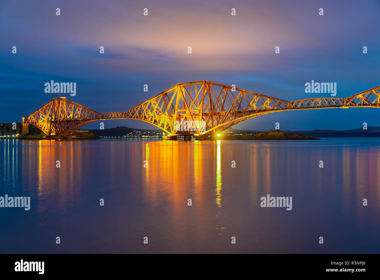 Forth bridge lights hi-res stock photography and images - Alamy