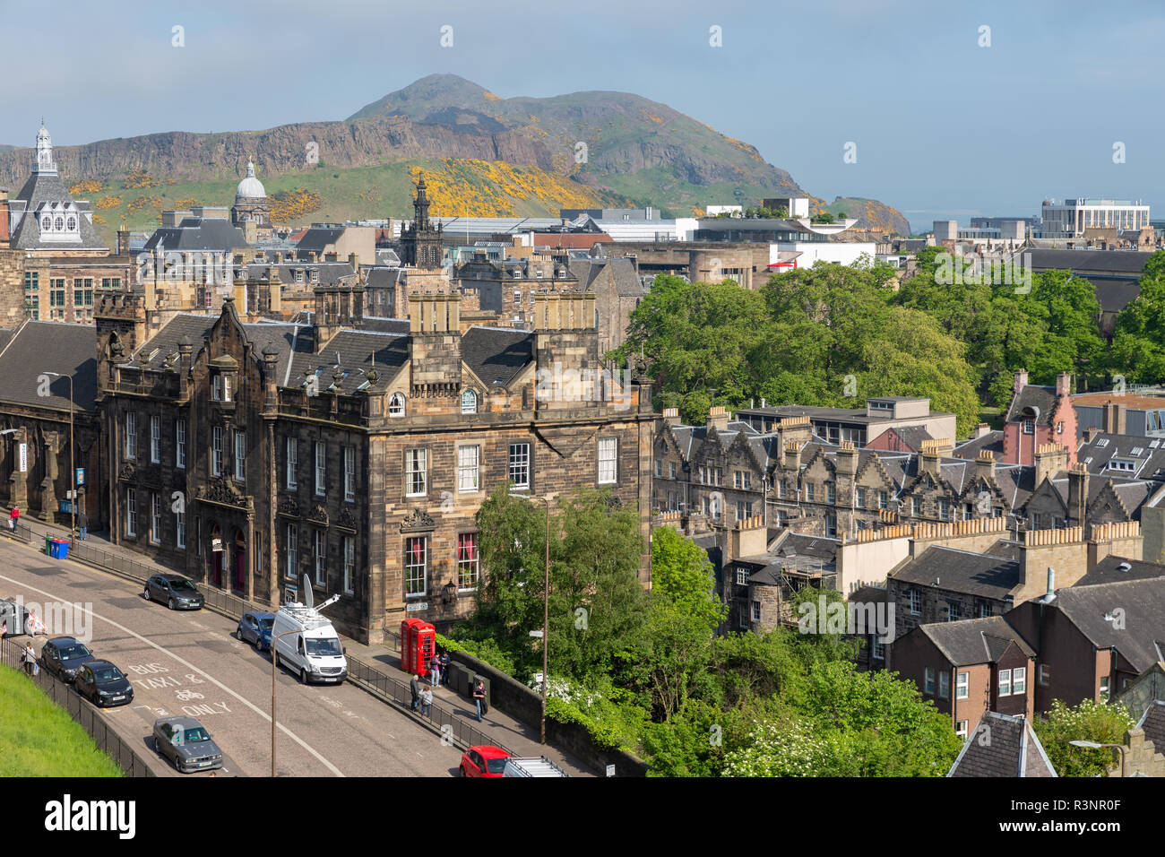 Arthur's seat edinburgh aerial view hi-res stock photography and images ...