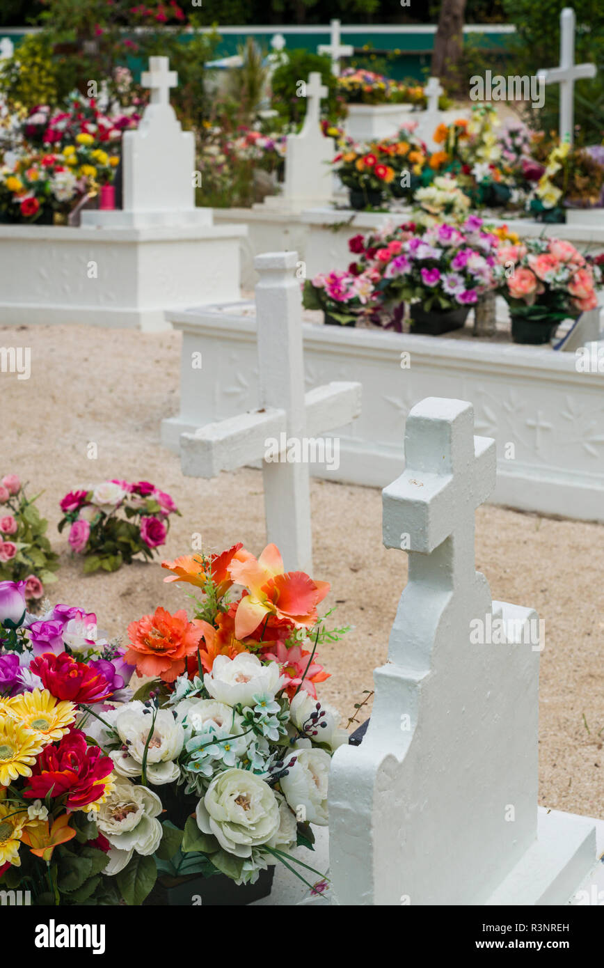 Lorient st barthelemy cemetery hi-res stock photography and images - Alamy