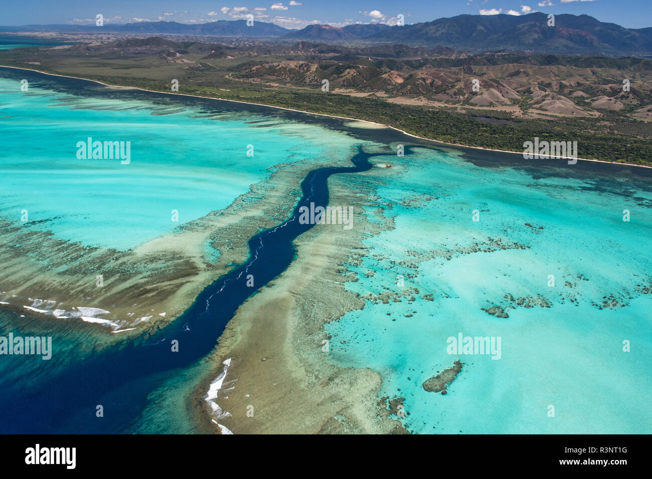 New caledonia barrier reef hi-res stock photography and images - Alamy