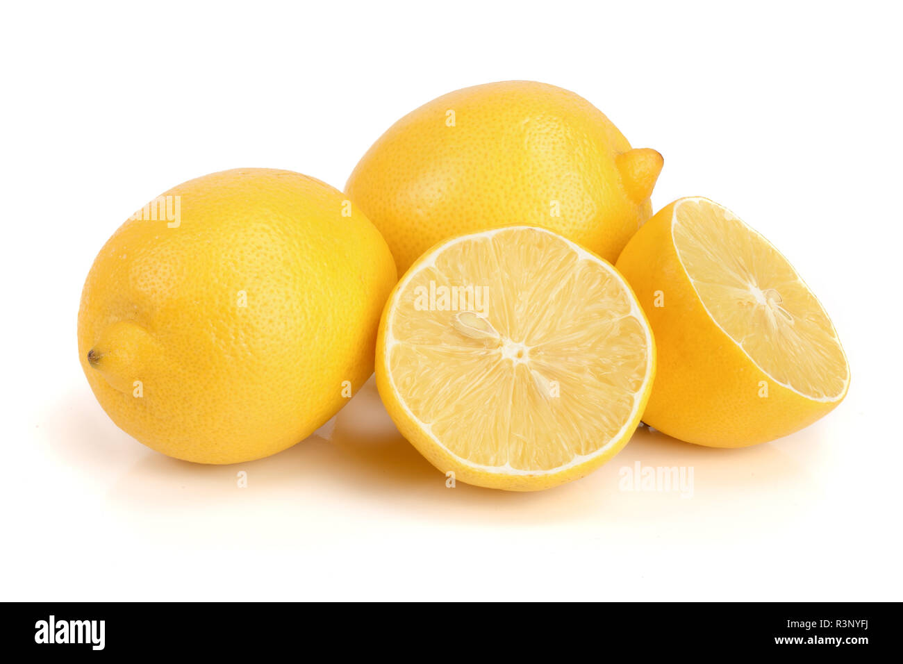 Lemon core hi-res stock photography and images - Alamy