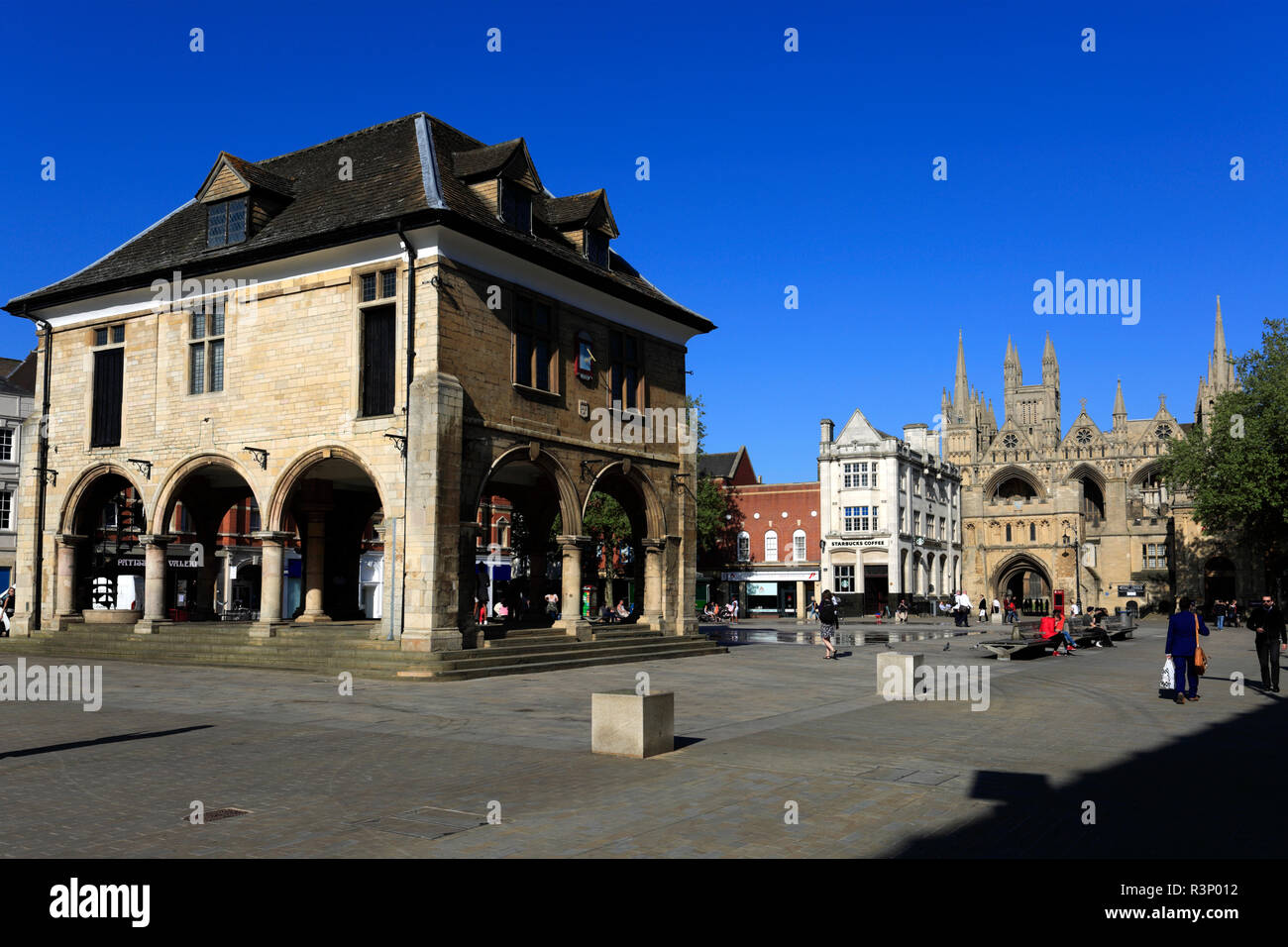 Cathedral square, Peterborough City, Cambridgeshire, England, UK Stock ...