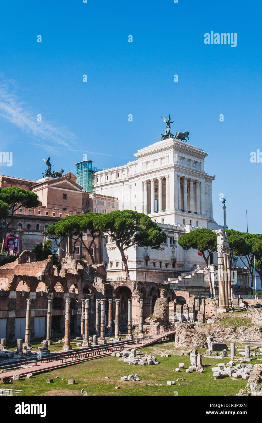 Regia roman forum hi-res stock photography and images - Alamy