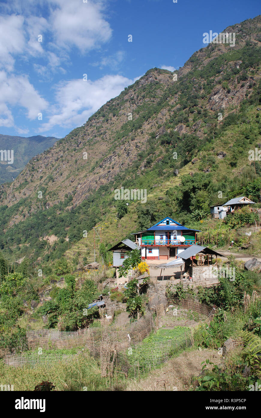 a farm house in the Tamur river valley of Nepal Stock Photo - Alamy