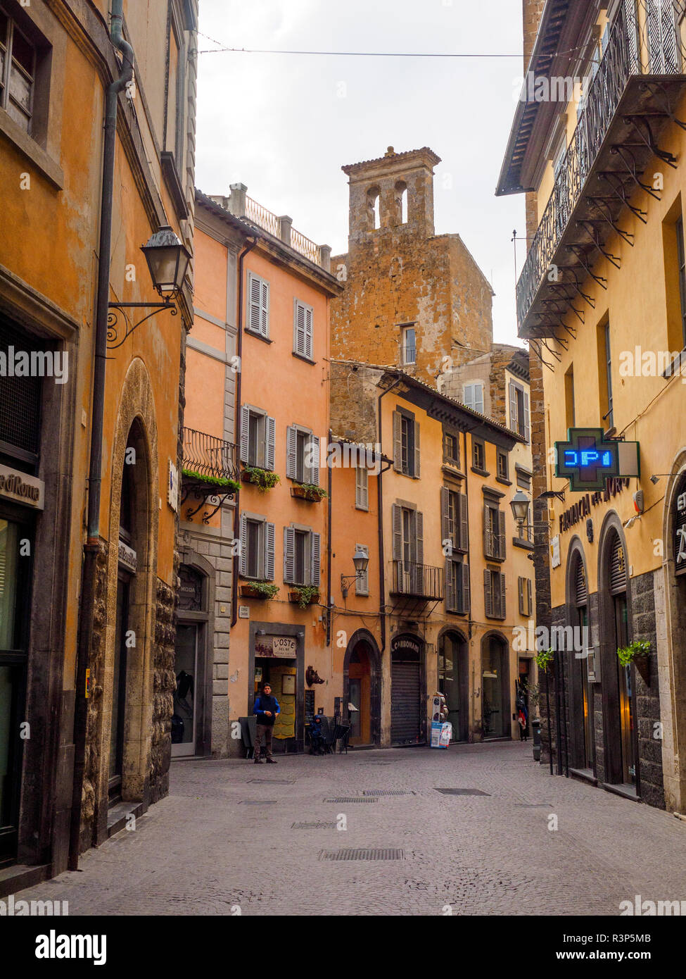 Orvieto old town hi-res stock photography and images - Alamy