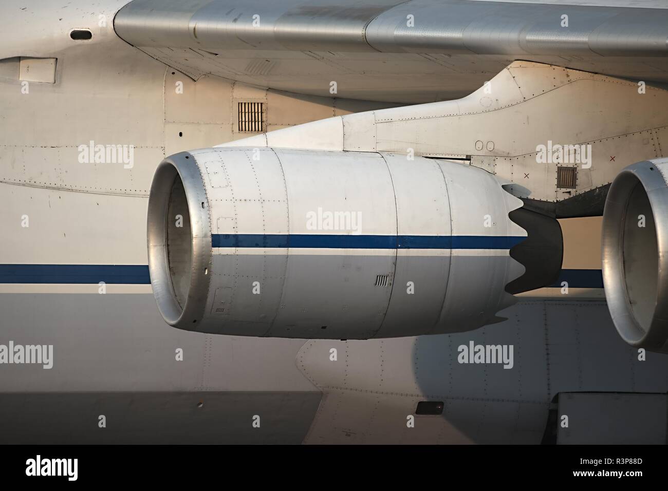 Thrust structure hi-res stock photography and images - Alamy