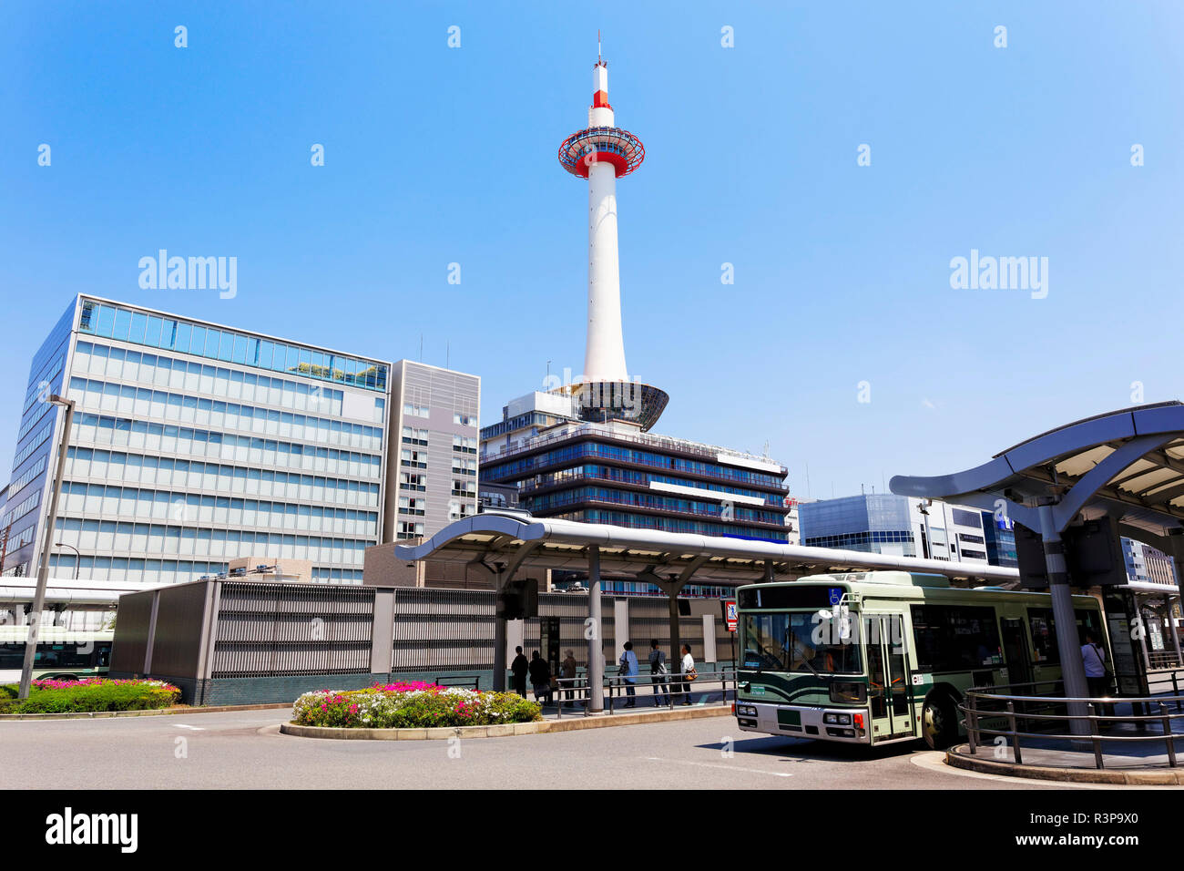 Japanese bus stops hi-res stock photography and images - Alamy