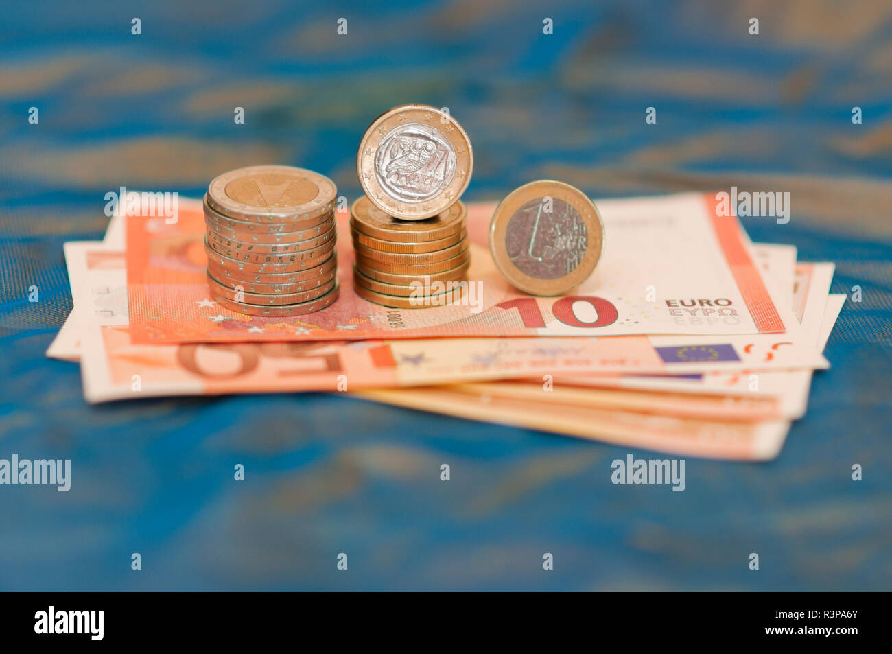 Greek euro note hi-res stock photography and images - Alamy