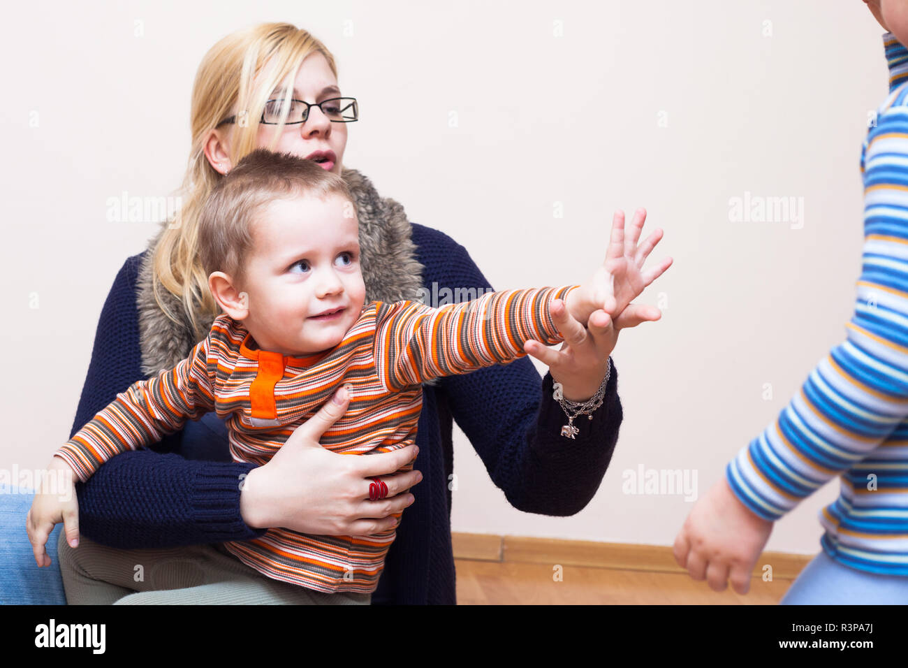 Child woman parting hi-res stock photography and images - Alamy