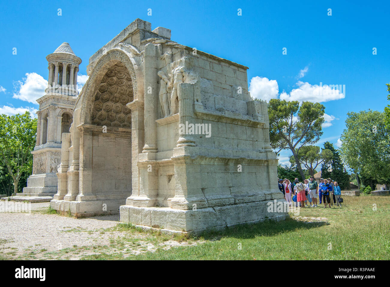 Mausoleum of the Julii and The triumphal arch of Glanum, Glanum, St ...