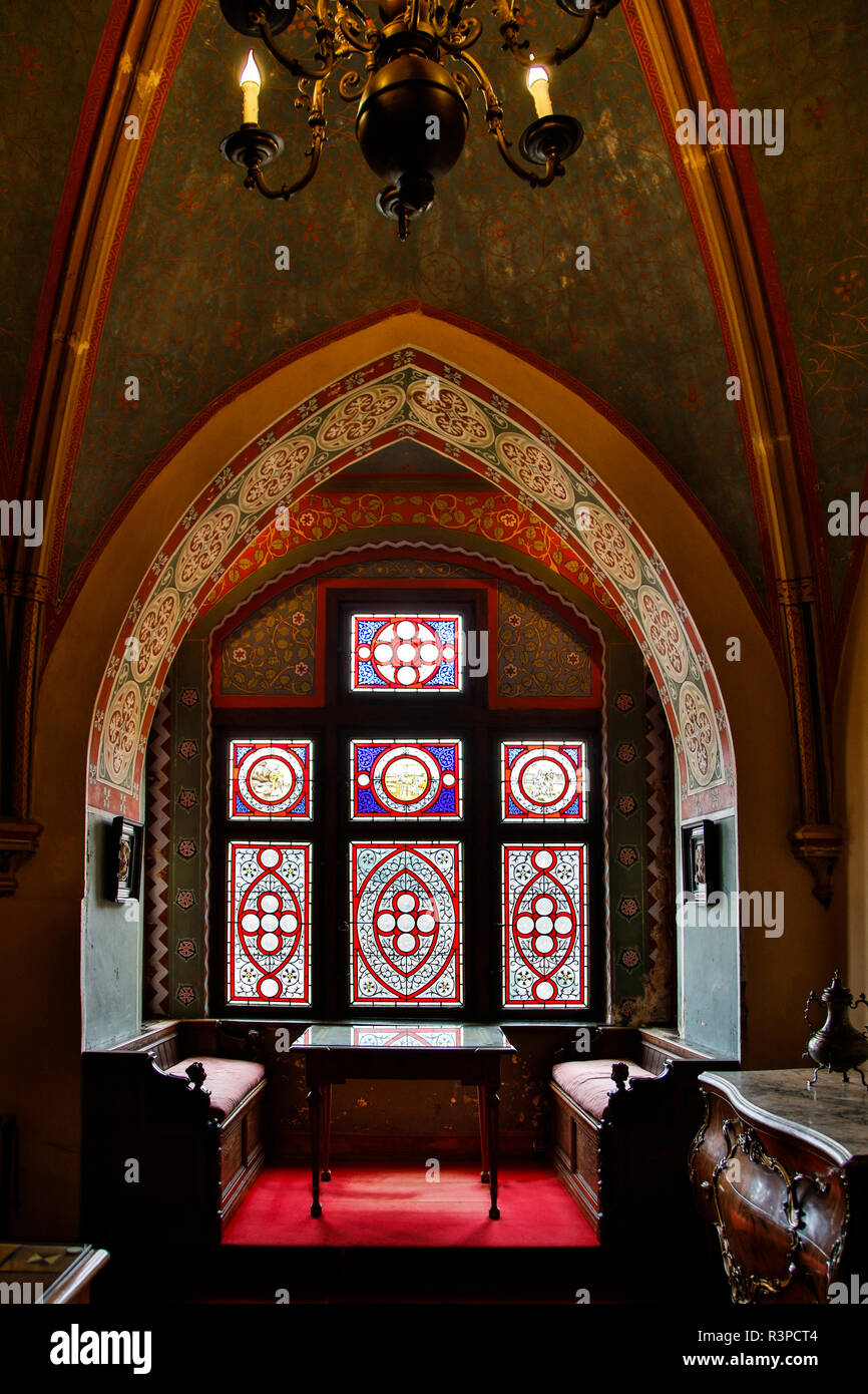 Castle alcove hi-res stock photography and images - Alamy