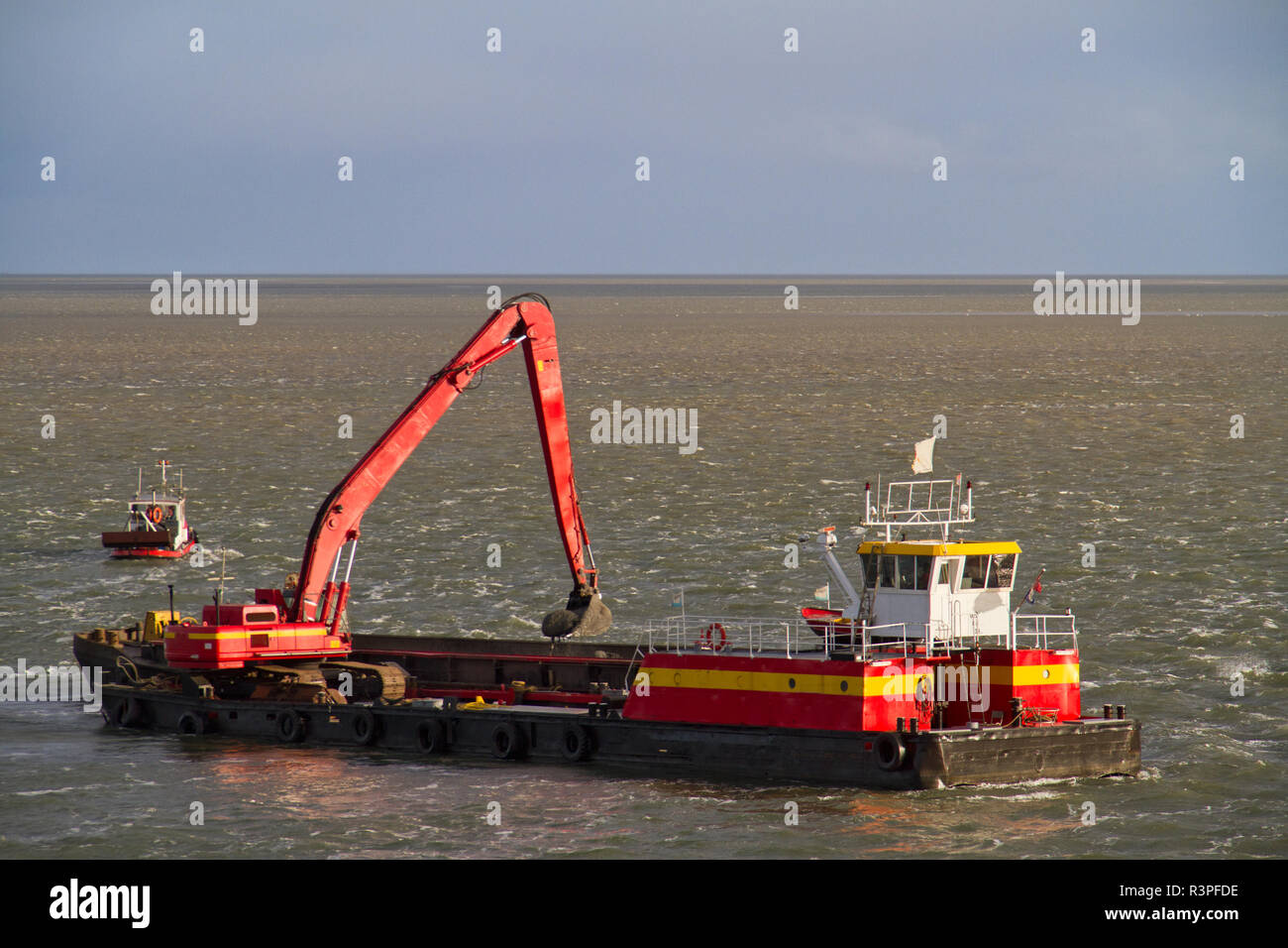 Equipment dredging dredge hi-res stock photography and images - Alamy