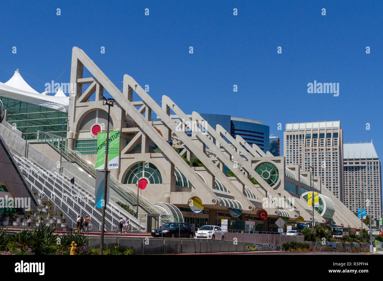 San diego convention center hi-res stock photography and images - Alamy