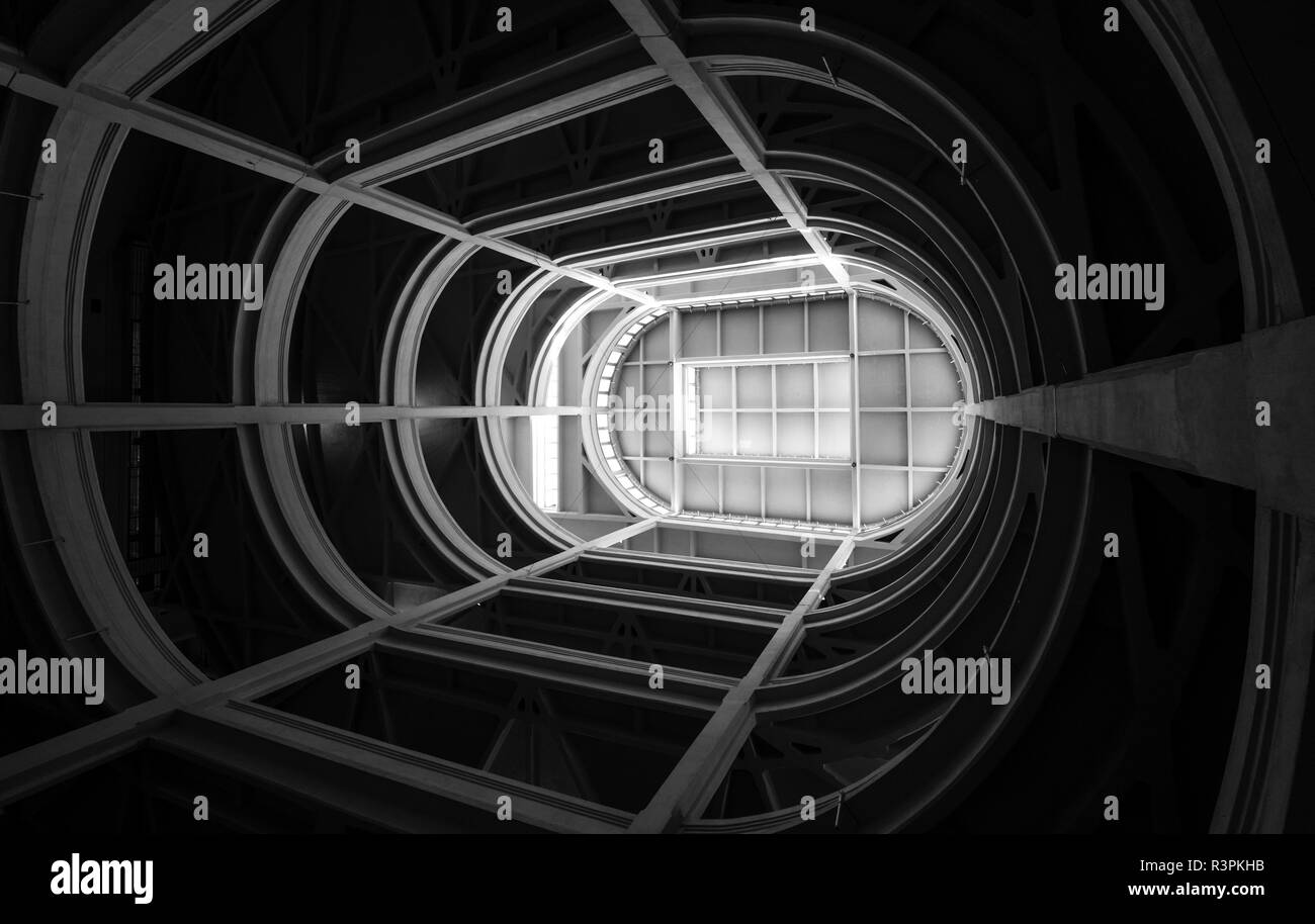 Spiral concrete ramp hi-res stock photography and images - Alamy