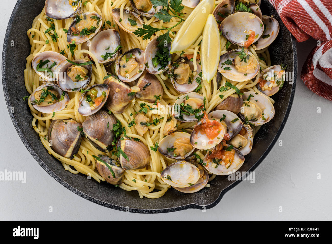 Traditional italian seafood pasta with clams Spaghetti alle Vongole ...
