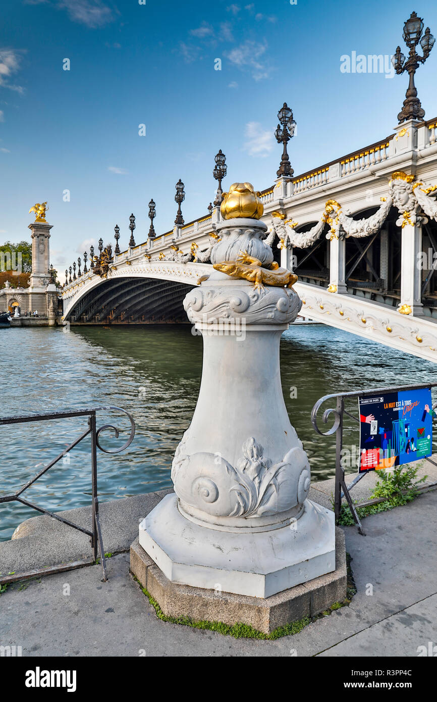Evening light Pont Alexandre III bridge, Paris, France Stock Photo - Alamy