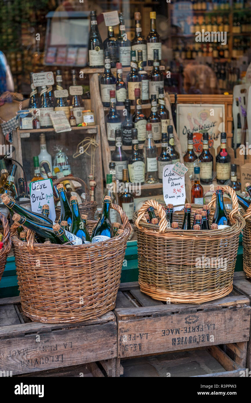 Food normandy shop shopping hi-res stock photography and images - Alamy