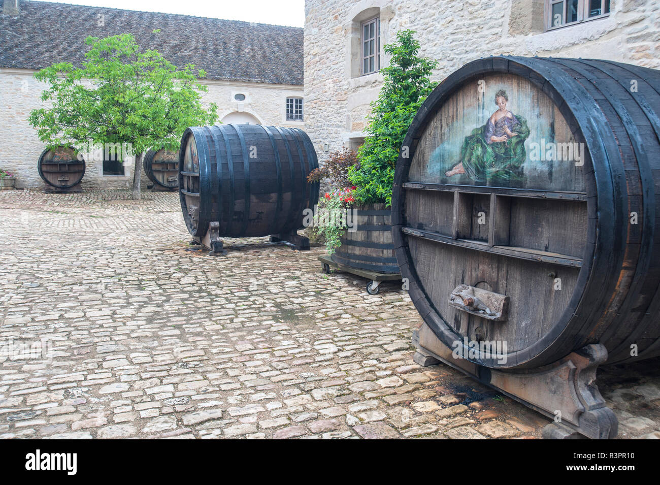 Chateau de pommard winery hi-res stock photography and images - Alamy