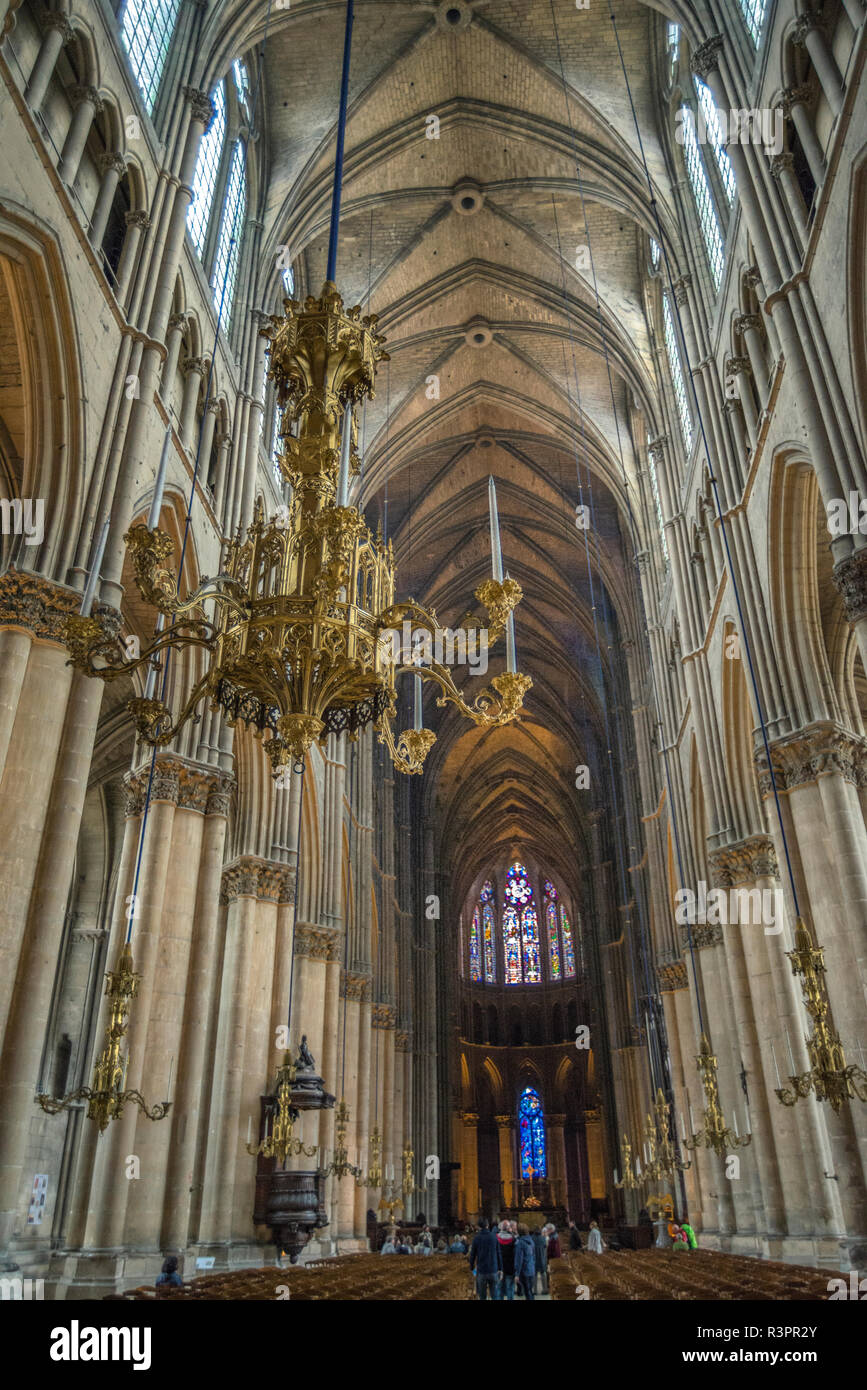 Cathedral of Reims, Reims, Champagne, France Stock Photo - Alamy