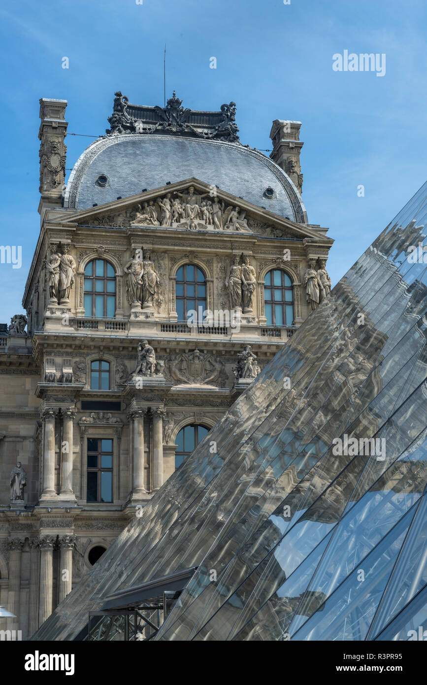 Pyramid outside Louvre, Paris, France Stock Photo - Alamy