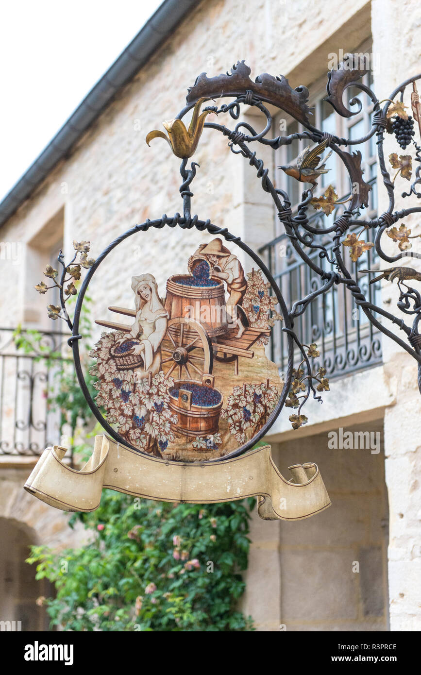 Chateau de Pommard, winery, Cote d'Or, Burgundy, France Stock Photo - Alamy