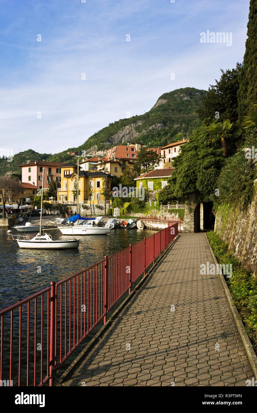 Italy walkway hi-res stock photography and images - Alamy
