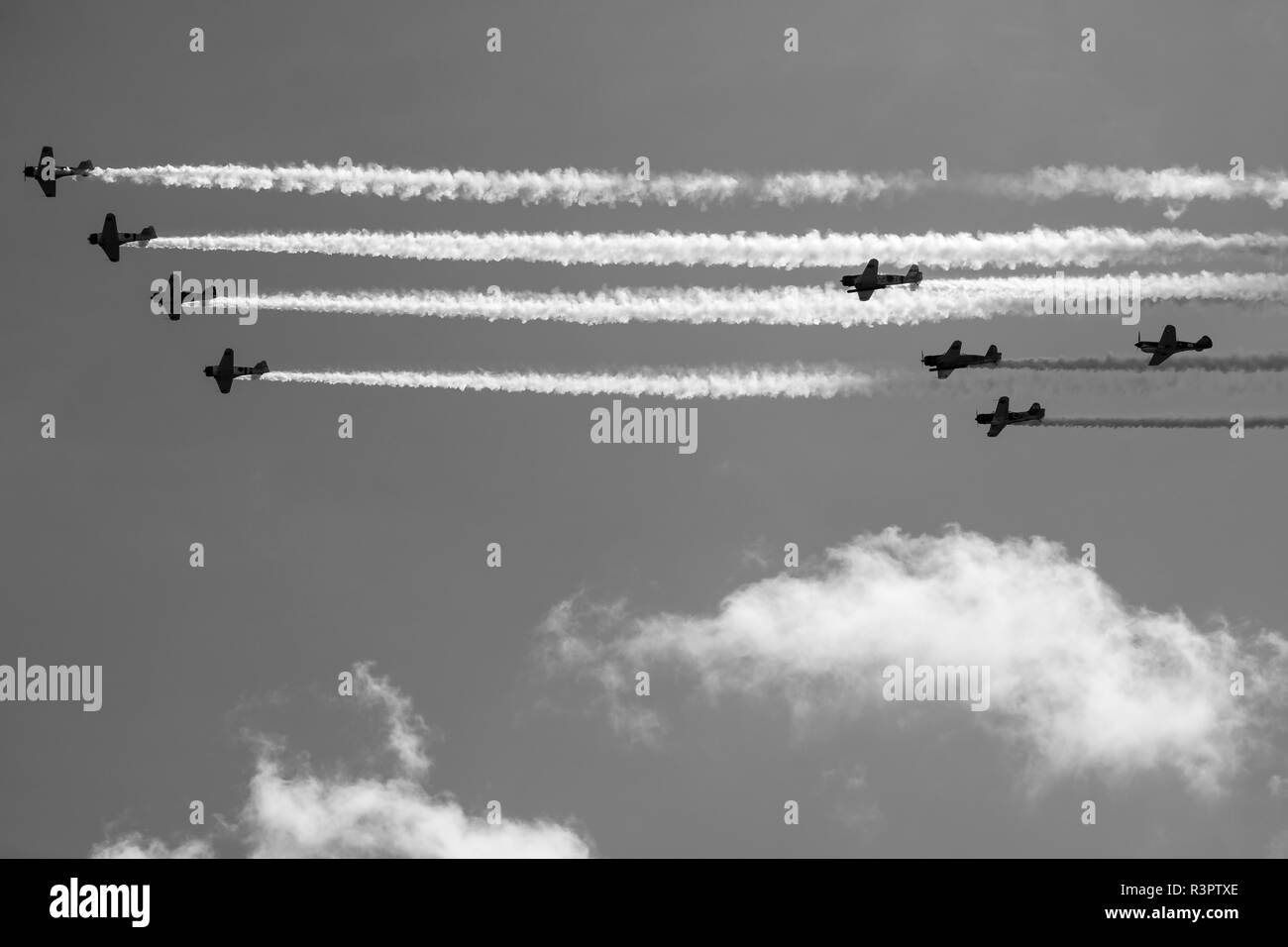 Paper planes formation hi-res stock photography and images - Alamy