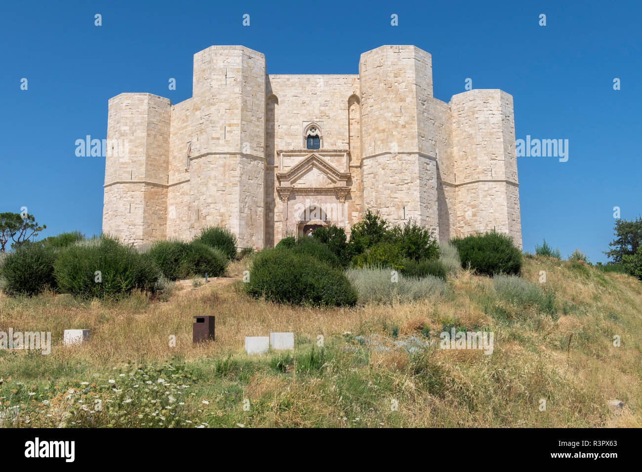 Castel del Monte, Andria, Italy Stock Photo - Alamy
