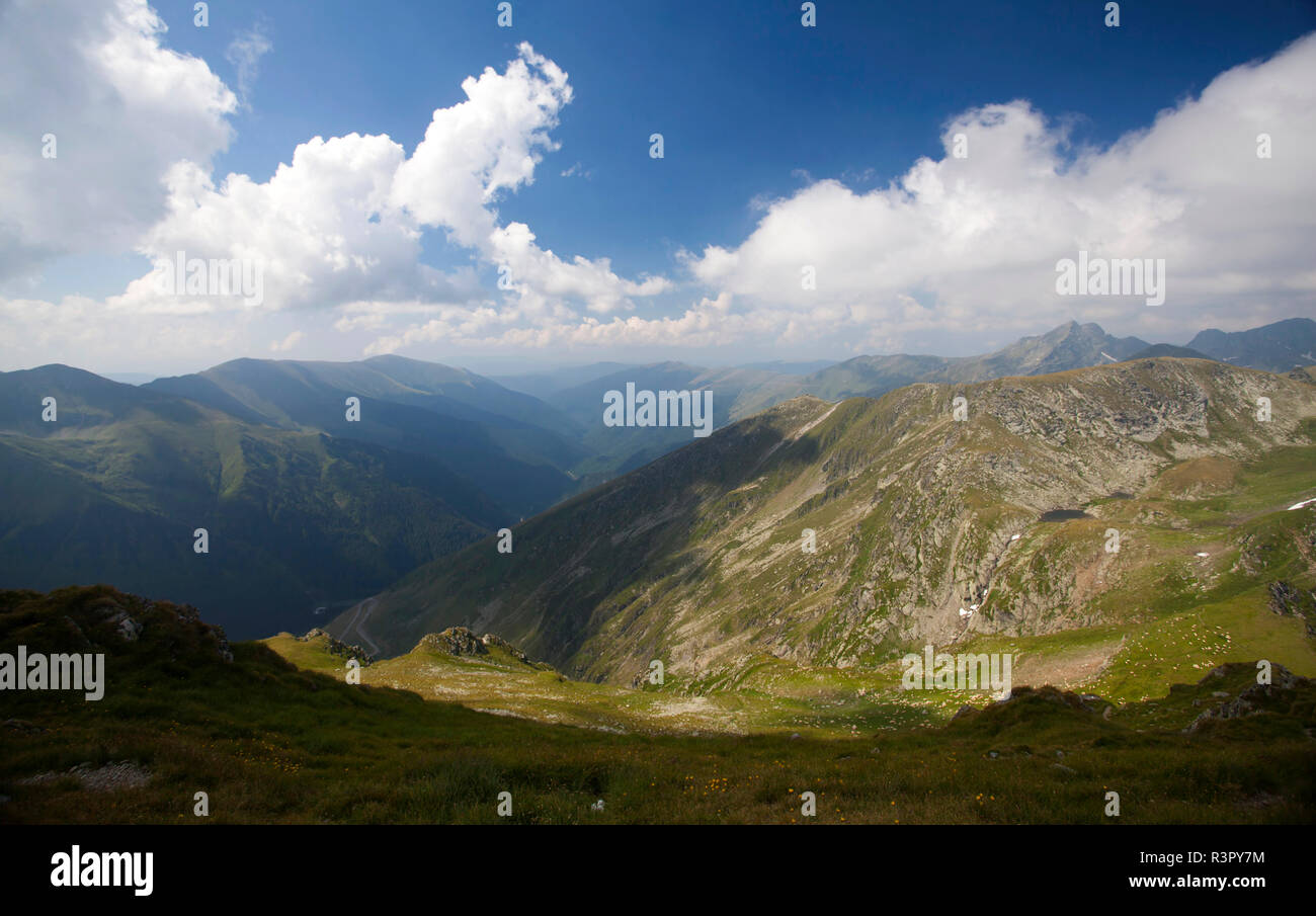 Landscape of Fagaras mountains in Romania Stock Photo - Alamy