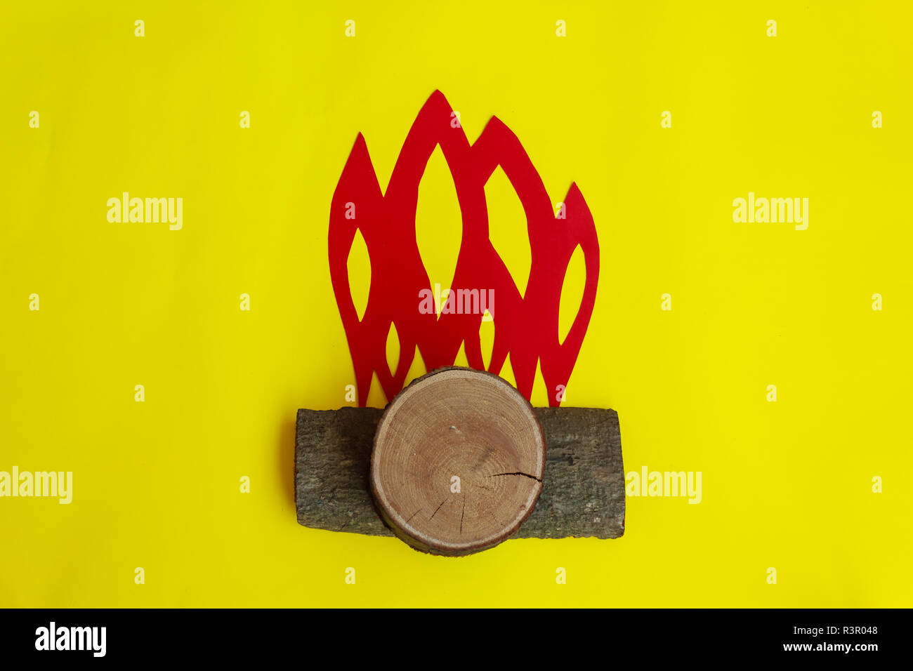 the fire created by pieces of wood Stock Photo - Alamy