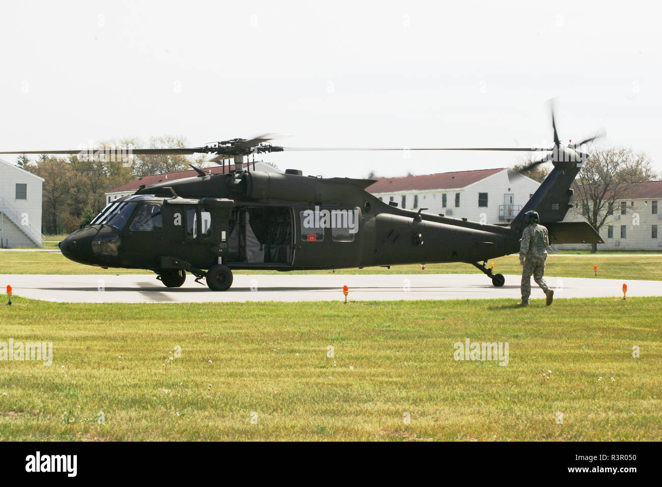 1st battalion 147th aviation regiment hi-res stock photography and ...
