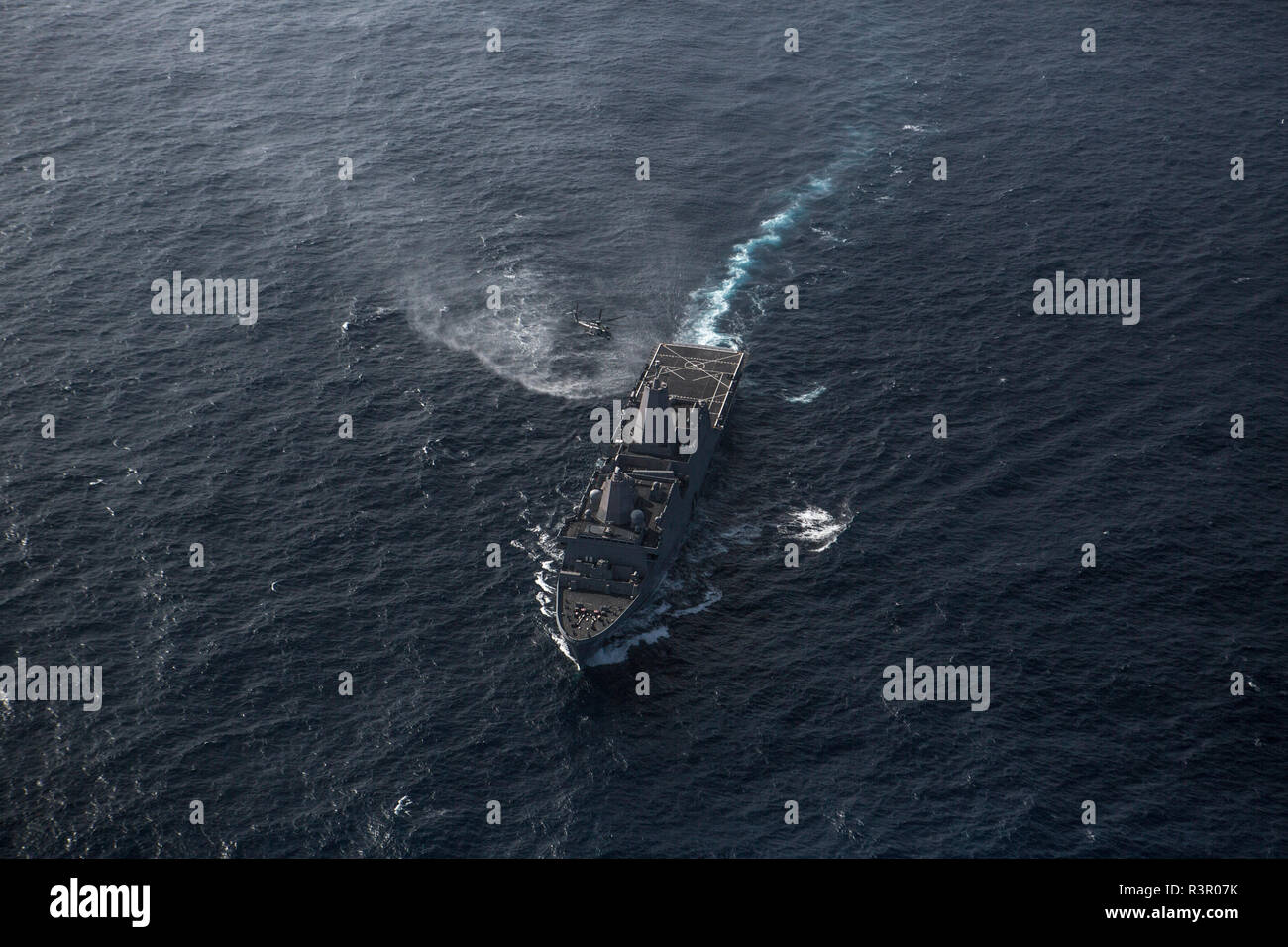 Uss friendship hi-res stock photography and images - Alamy