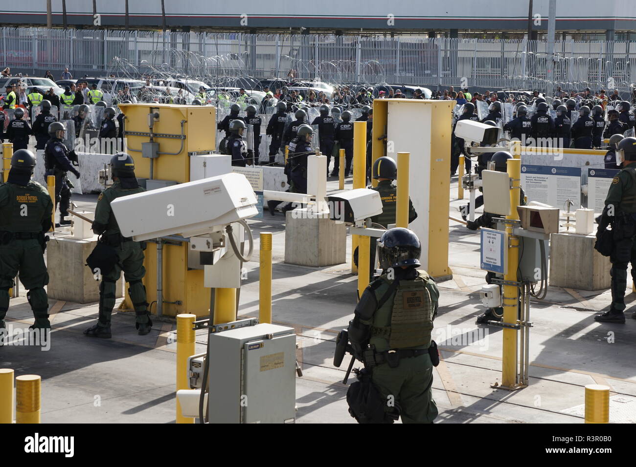 Cbp office of field operations hi-res stock photography and images - Alamy