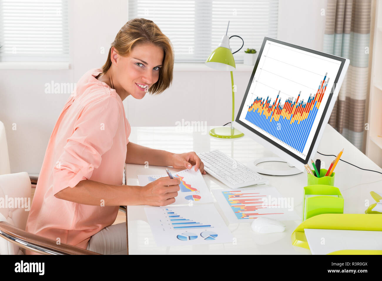 Statistics data layer hi-res stock photography and images - Alamy
