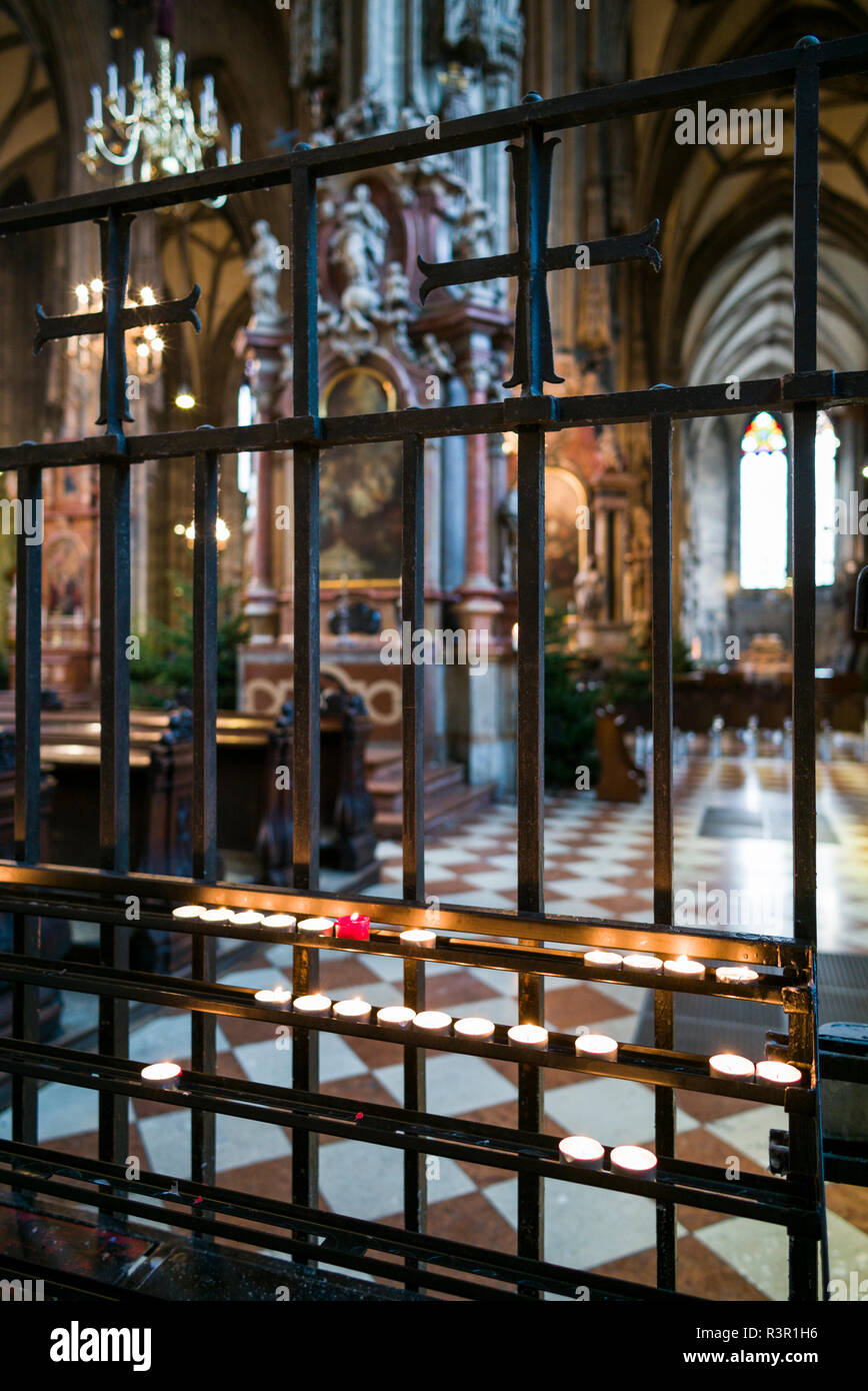Austria, Vienna, Stephansdom cathedral interior Stock Photo - Alamy
