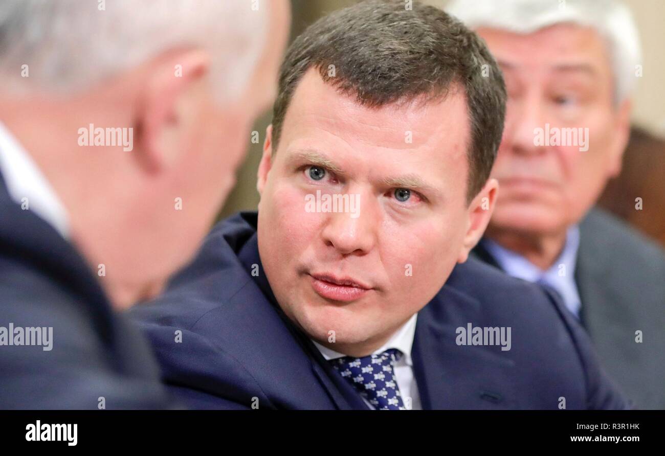 First deputy chairman russian government hi-res stock photography and ...