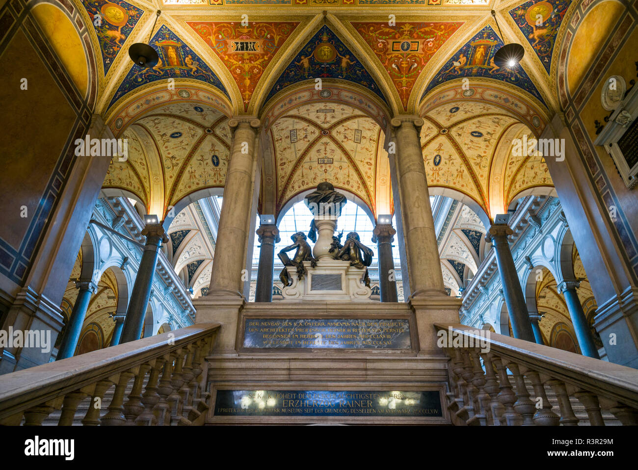 Mak vienna hi-res stock photography and images - Alamy