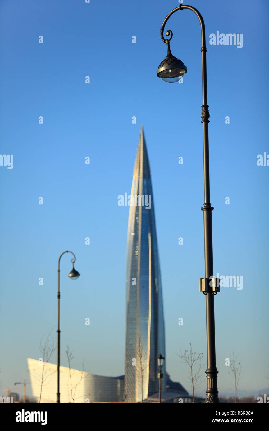Sharp skyscraper hi-res stock photography and images - Alamy