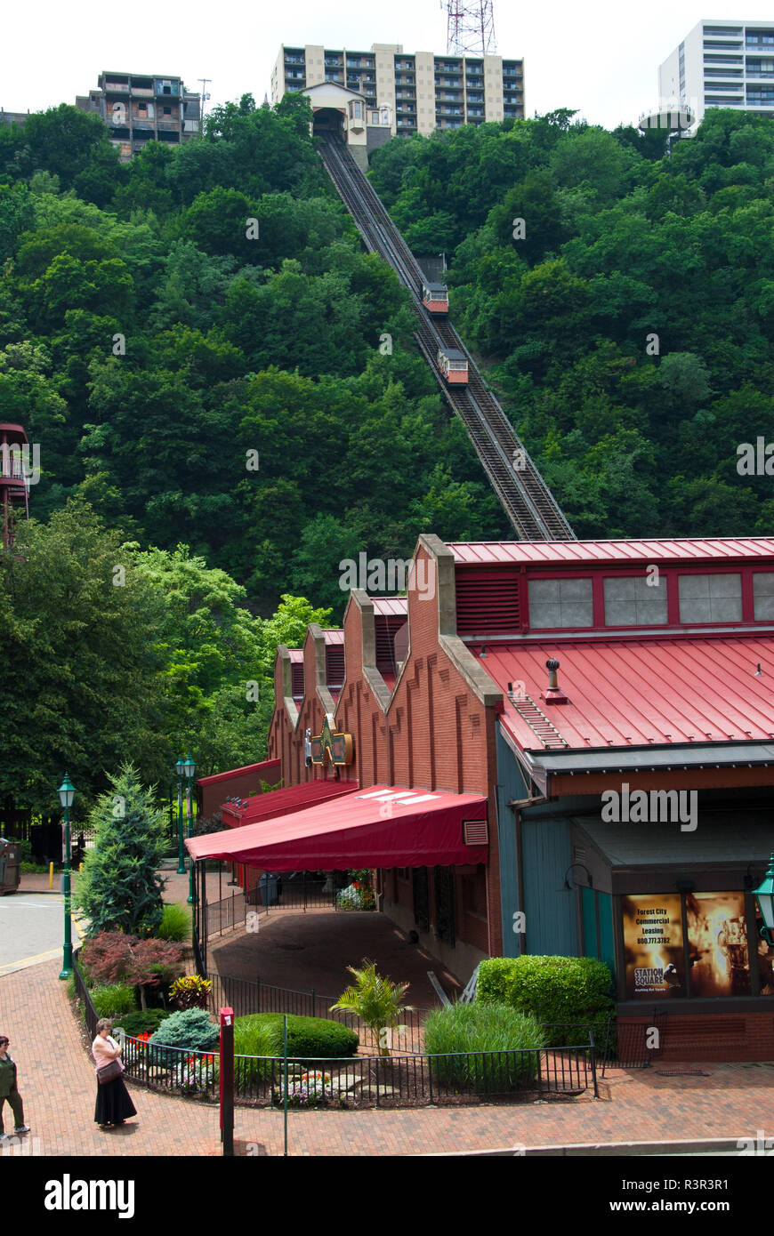Pittsburgh erie railroad restaurant hi-res stock photography and images ...