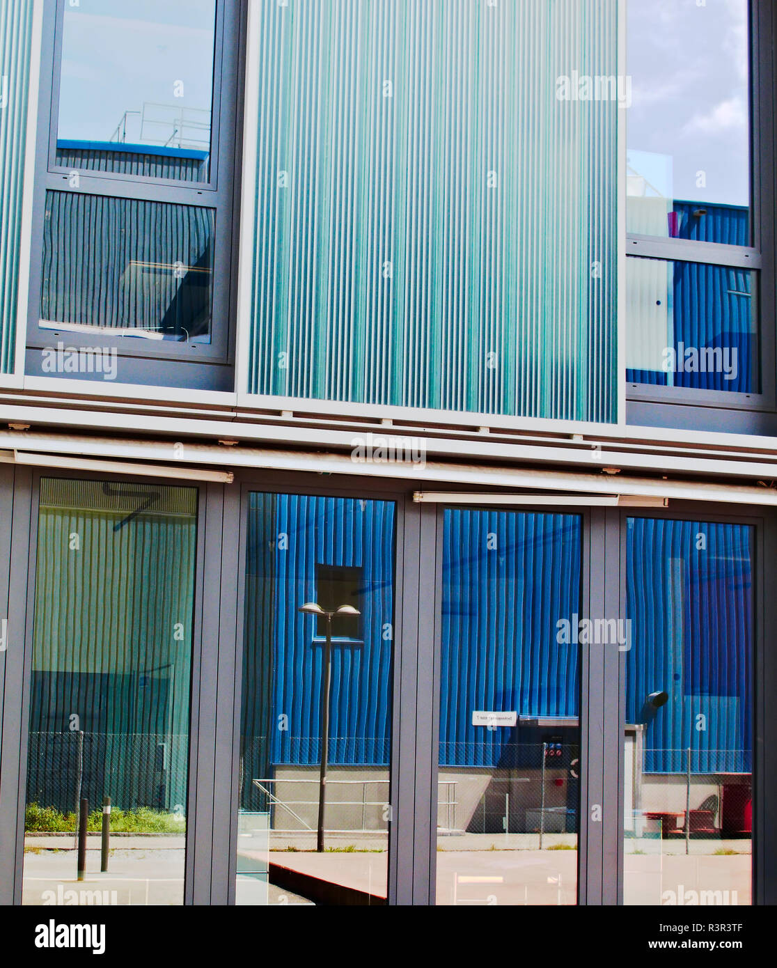 Modern zurich architecture hi-res stock photography and images - Alamy