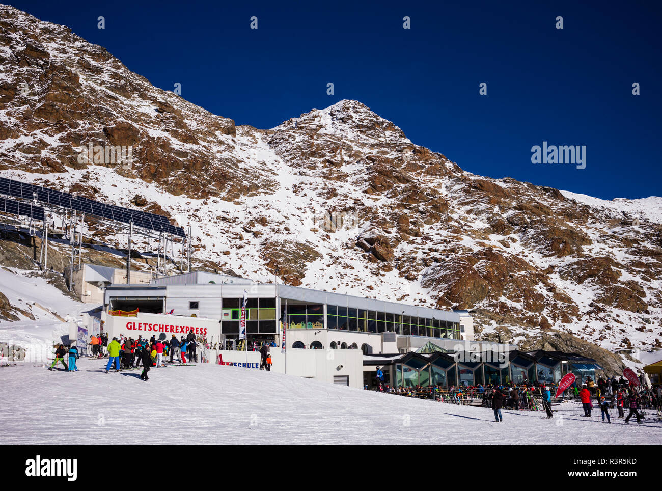 Gletscherexpress hi-res stock photography and images - Alamy